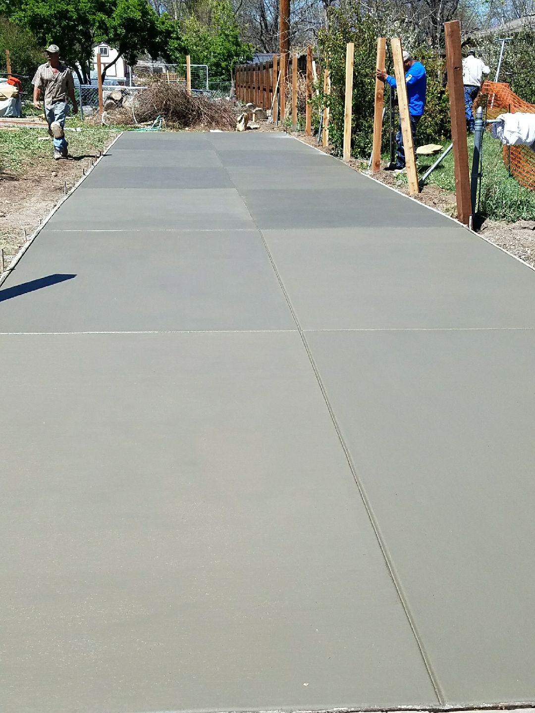Driveway Broom Finish 1 | Gumer Concrete
